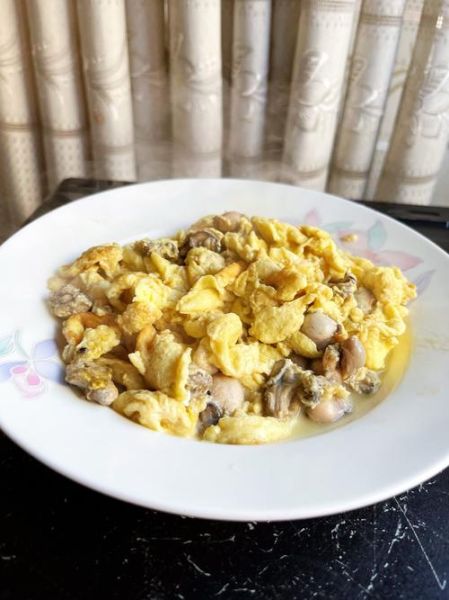 正宗海蛎煎蛋怎么做_海蛎煎蛋不腥的秘诀-第1张图片-山城妙识 正宗海蛎煎蛋怎么做_海蛎煎蛋不腥的秘诀-第1张图片-山城妙识