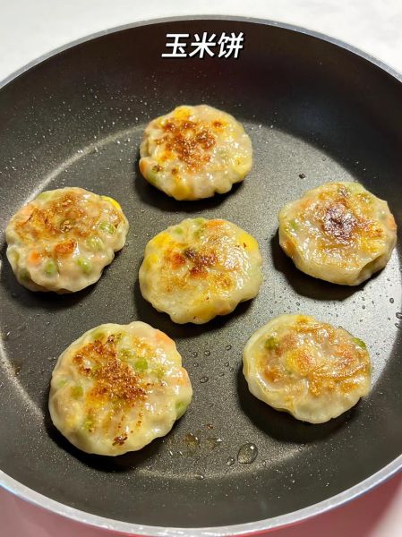 锅贴饺子皮怎么做_为什么锅贴皮要擀得薄-第2张图片-山城妙识 锅贴饺子皮怎么做_为什么锅贴皮要擀得薄-第2张图片-山城妙识