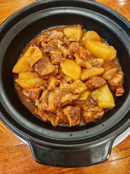 红烧土豆牛肉怎么做_土豆牛肉怎么炖才软烂-第3张图片-山城妙识 红烧土豆牛肉怎么做_土豆牛肉怎么炖才软烂-第3张图片-山城妙识