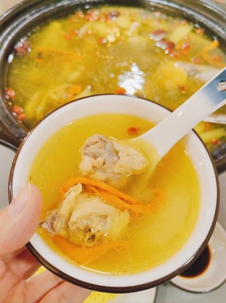 鸡汤怎么炖好喝_鸡汤怎么炖不腥-第1张图片-山城妙识 鸡汤怎么炖好喝_鸡汤怎么炖不腥-第1张图片-山城妙识