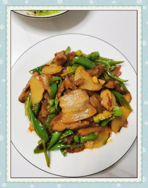 青椒回锅肉怎么做好吃_青椒回锅肉做法窍门-第2张图片-山城妙识 青椒回锅肉怎么做好吃_青椒回锅肉做法窍门-第2张图片-山城妙识