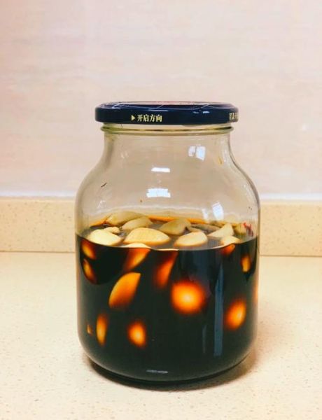 夏天腌腊八蒜放哪_夏天腌腊八蒜能放冰箱吗-第2张图片-山城妙识