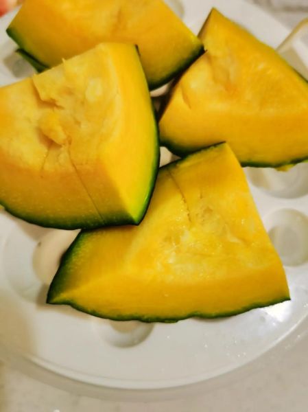 贝贝小南瓜熬粥的做法_贝贝小南瓜熬粥要多久-第2张图片-山城妙识 贝贝小南瓜熬粥的做法_贝贝小南瓜熬粥要多久-第2张图片-山城妙识