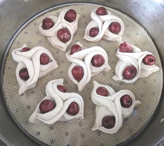 蒸枣花花样图解_怎么做枣花馍-第1张图片-山城妙识 蒸枣花花样图解_怎么做枣花馍-第1张图片-山城妙识