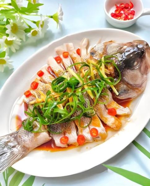 清蒸冷冻海鲈鱼怎么做_冷冻鲈鱼蒸多久才嫩-第2张图片-山城妙识 清蒸冷冻海鲈鱼怎么做_冷冻鲈鱼蒸多久才嫩-第2张图片-山城妙识