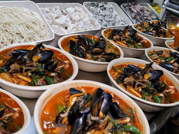 韩国最出名的小吃有哪些_韩式街头美食推荐-第1张图片-山城妙识 韩国最出名的小吃有哪些_韩式街头美食推荐-第1张图片-山城妙识