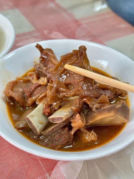 鱼肚汤怎么炖不腥_鱼肚汤的做法大全-第1张图片-山城妙识 鱼肚汤怎么炖不腥_鱼肚汤的做法大全-第1张图片-山城妙识