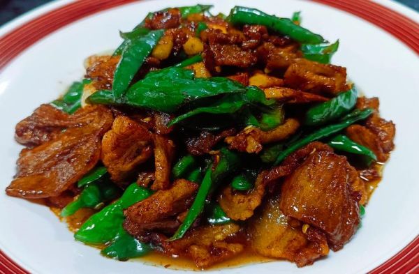 小炒肉怎么做才好吃_小炒肉用哪个部位肉最好-第3张图片-山城妙识 小炒肉怎么做才好吃_小炒肉用哪个部位肉最好-第3张图片-山城妙识