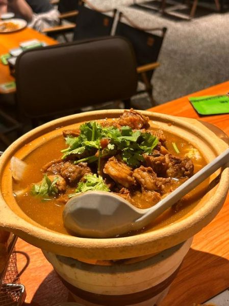 咖喱牛腩怎么做才好吃_咖喱牛腩用高压锅还是砂锅-第1张图片-山城妙识 咖喱牛腩怎么做才好吃_咖喱牛腩用高压锅还是砂锅-第1张图片-山城妙识