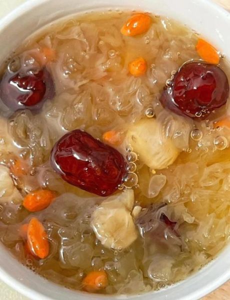 银耳桂圆汤的做法_银耳桂圆汤怎么煮才粘稠-第1张图片-山城妙识 银耳桂圆汤的做法_银耳桂圆汤怎么煮才粘稠-第1张图片-山城妙识