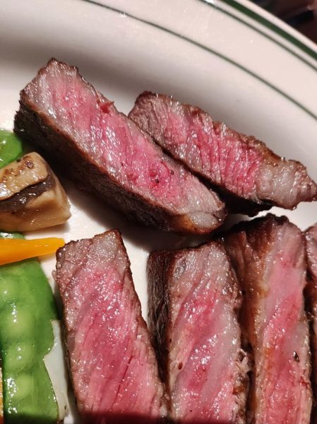 高档牛排摆盘技巧_如何让牛排看起来更高档-第1张图片-山城妙识 高档牛排摆盘技巧_如何让牛排看起来更高档-第1张图片-山城妙识