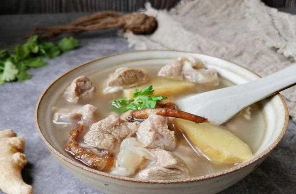 黄芪当归羊肉汤的做法_黄芪当归羊肉汤的功效-第3张图片-山城妙识 黄芪当归羊肉汤的做法_黄芪当归羊肉汤的功效-第3张图片-山城妙识