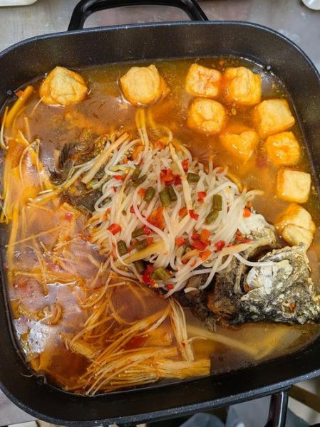 酸笋鱼汤怎么做_酸笋鱼汤正宗做法-第2张图片-山城妙识