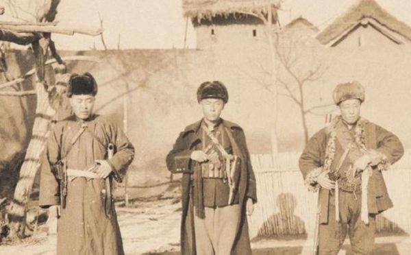 土匪图片哪里找_土匪真实历史照片-第3张图片-山城妙识