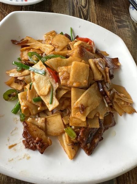 鲜春笋怎么做好吃_鲜春笋的做法大全-第2张图片-山城妙识