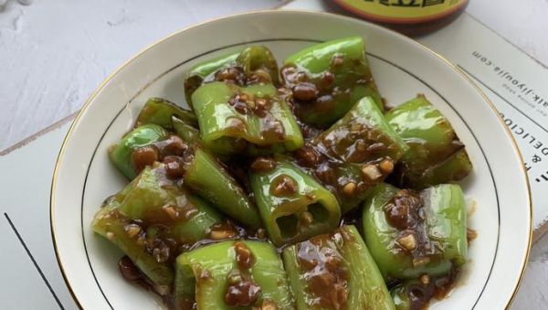 酱焖尖椒怎么做_酱焖尖椒的家常做法-第1张图片-山城妙识