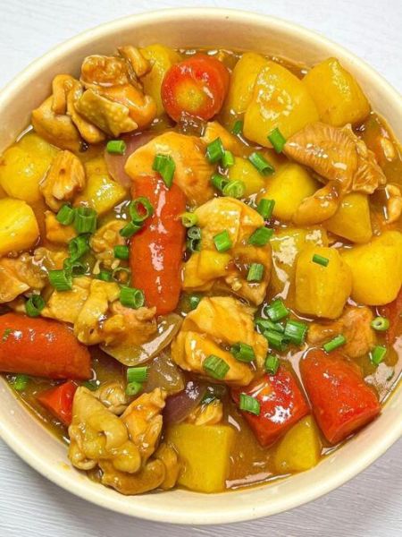 咖喱鸡翅土豆怎么做_咖喱鸡翅土豆需要炖多久-第2张图片-山城妙识 咖喱鸡翅土豆怎么做_咖喱鸡翅土豆需要炖多久-第2张图片-山城妙识