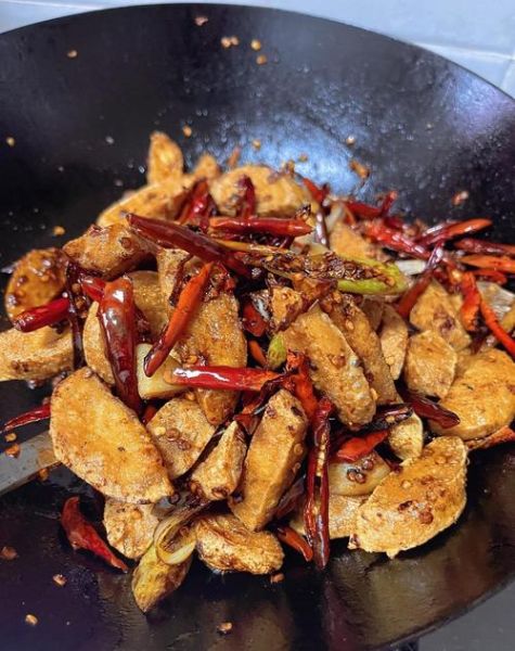 红烧素鸡怎么烧好吃_红烧素鸡的做法窍门-第1张图片-山城妙识 红烧素鸡怎么烧好吃_红烧素鸡的做法窍门-第1张图片-山城妙识