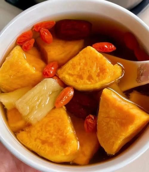 番薯糖水下火还是上火_番薯糖水会上火吗-第1张图片-山城妙识 番薯糖水下火还是上火_番薯糖水会上火吗-第1张图片-山城妙识