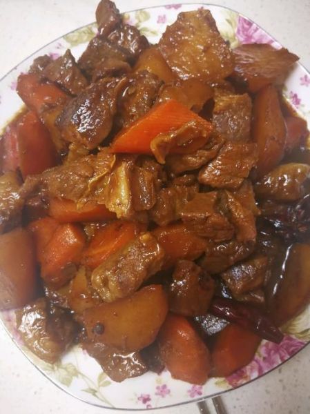 牛肉炖红萝卜会中毒吗_真相揭秘-第3张图片-山城妙识 牛肉炖红萝卜会中毒吗_真相揭秘-第3张图片-山城妙识