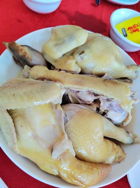 隔水蒸鸡的做法_隔水蒸鸡需要多久-第1张图片-山城妙识 隔水蒸鸡的做法_隔水蒸鸡需要多久-第1张图片-山城妙识