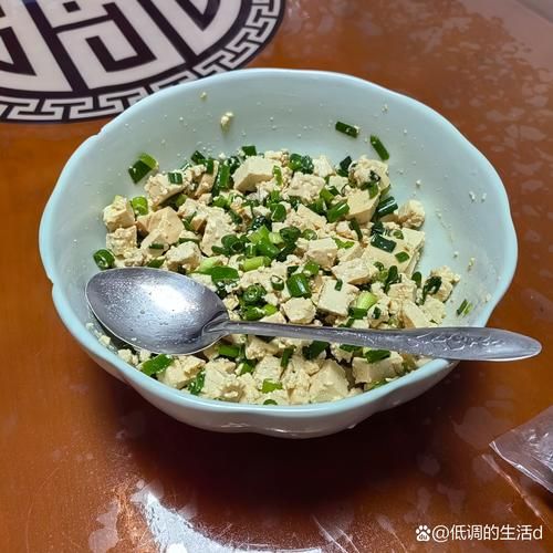 小葱拌豆腐歇后语是什么_一清二白是什么意思-第3张图片-山城妙识 小葱拌豆腐歇后语是什么_一清二白是什么意思-第3张图片-山城妙识