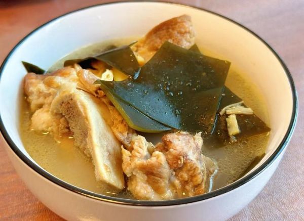 炖海带排骨汤怎么做_海带排骨汤需要焯水吗-第2张图片-山城妙识 炖海带排骨汤怎么做_海带排骨汤需要焯水吗-第2张图片-山城妙识