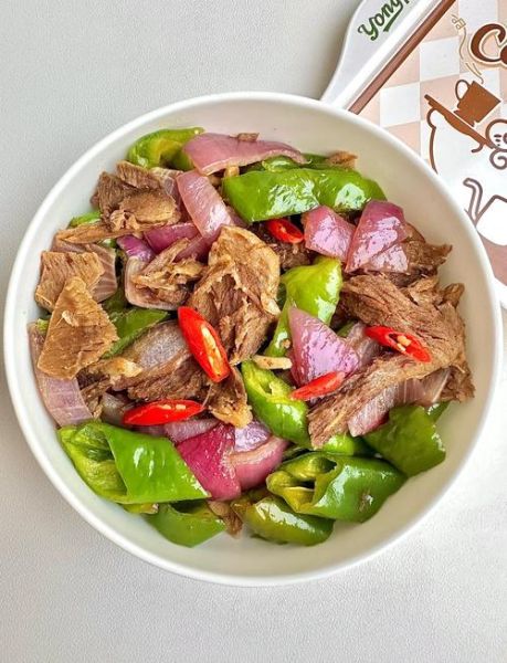 家常炒猪肉怎么做_猪肉炒多久才嫩-第1张图片-山城妙识 家常炒猪肉怎么做_猪肉炒多久才嫩-第1张图片-山城妙识