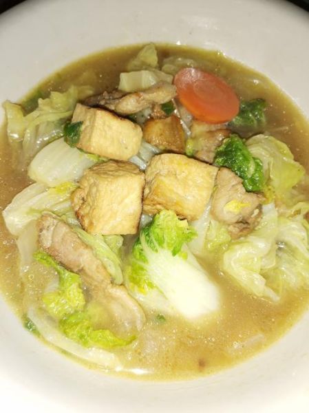 白菜五花肉炖豆腐怎么做好吃_白菜五花肉炖豆腐的家常做法-第1张图片-山城妙识