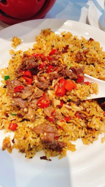 牛肉炒饭图片大全真实图片_牛肉炒饭怎么做好吃-第2张图片-山城妙识 牛肉炒饭图片大全真实图片_牛肉炒饭怎么做好吃-第2张图片-山城妙识