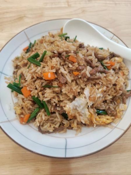 牛肉炒饭图片大全真实图片_牛肉炒饭怎么做好吃-第1张图片-山城妙识 牛肉炒饭图片大全真实图片_牛肉炒饭怎么做好吃-第1张图片-山城妙识