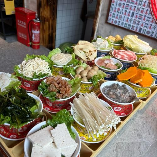 火锅配菜吃什么_火锅配菜推荐-第1张图片-山城妙识 火锅配菜吃什么_火锅配菜推荐-第1张图片-山城妙识