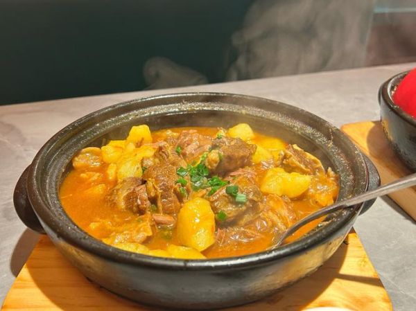 咖喱牛肉怎么做好吃_咖喱牛肉的做法步骤窍门-第2张图片-山城妙识