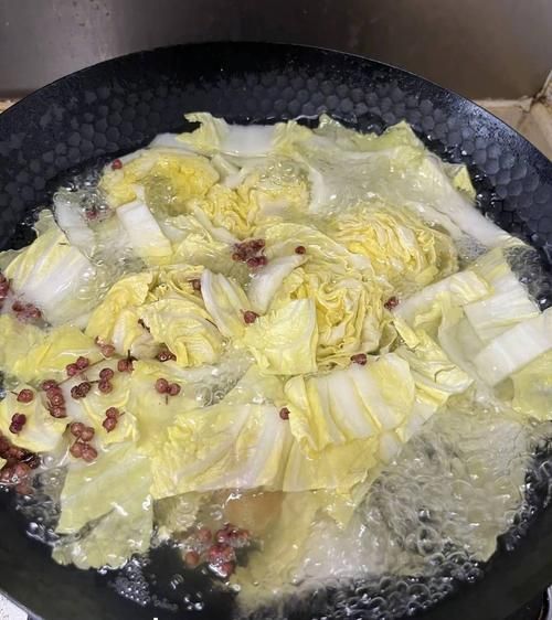 水煮白菜的热量_减肥可以吃吗-第3张图片-山城妙识 水煮白菜的热量_减肥可以吃吗-第3张图片-山城妙识