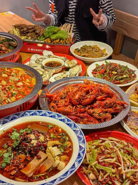 夜市大排档特色菜有哪些_怎么拍出诱人照片-第3张图片-山城妙识 夜市大排档特色菜有哪些_怎么拍出诱人照片-第3张图片-山城妙识