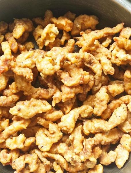 正宗炸酥肉怎么做_炸酥肉酥脆不回软的秘诀-第1张图片-山城妙识 正宗炸酥肉怎么做_炸酥肉酥脆不回软的秘诀-第1张图片-山城妙识