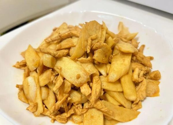 茭白怎么做好吃_茭白炒肉片家常做法-第2张图片-山城妙识 茭白怎么做好吃_茭白炒肉片家常做法-第2张图片-山城妙识