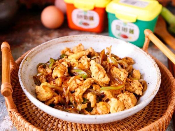 黄豆酱炒鸡蛋怎么做_黄豆酱炒鸡蛋热量高吗-第2张图片-山城妙识 黄豆酱炒鸡蛋怎么做_黄豆酱炒鸡蛋热量高吗-第2张图片-山城妙识