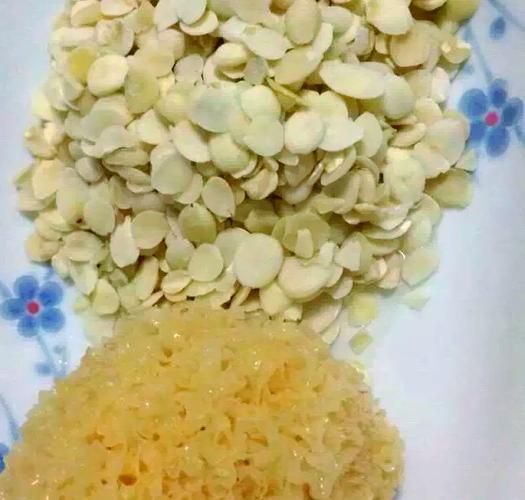糯耳和银耳的区别_糯耳和银耳哪个更营养-第1张图片-山城妙识 糯耳和银耳的区别_糯耳和银耳哪个更营养-第1张图片-山城妙识