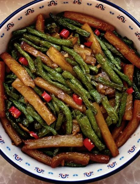 红烧豆角怎么做好吃_红烧豆角的做法窍门-第1张图片-山城妙识