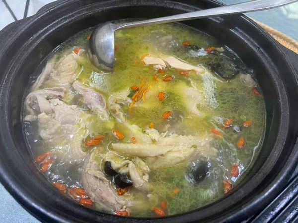 肚包鸡的功效与作用_肚包鸡适合什么人吃-第2张图片-山城妙识