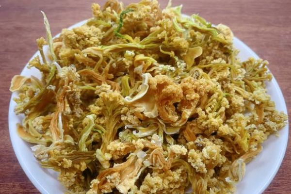 花菜怎么切_花菜切小朵技巧-第3张图片-山城妙识 花菜怎么切_花菜切小朵技巧-第3张图片-山城妙识