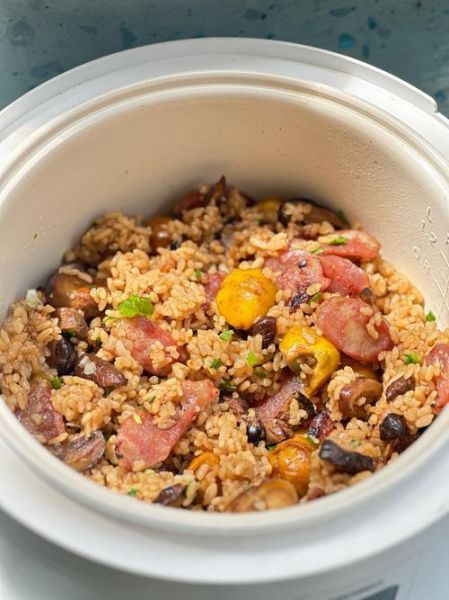 大米焖饭怎么做_大米焖饭的做法大全集-第1张图片-山城妙识 大米焖饭怎么做_大米焖饭的做法大全集-第1张图片-山城妙识