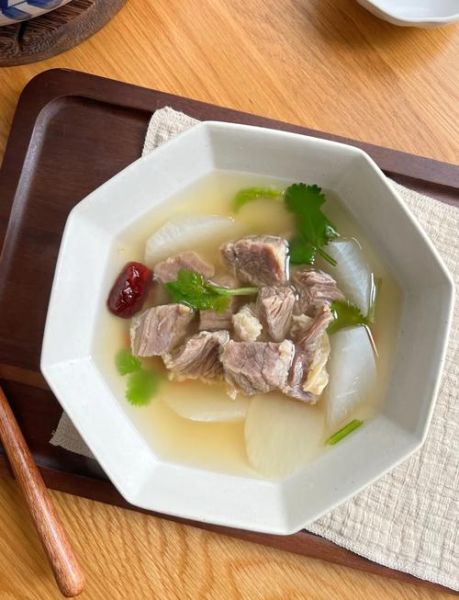 炖牛肉汤怎么炖_炖牛肉汤放什么调料-第1张图片-山城妙识