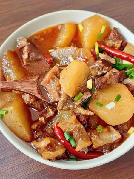 牛腩怎么炖才烂_牛腩的家常做法大全-第1张图片-山城妙识 牛腩怎么炖才烂_牛腩的家常做法大全-第1张图片-山城妙识