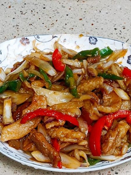 炒洋葱怎么做_炒洋葱怎么炒才好吃-第3张图片-山城妙识 炒洋葱怎么做_炒洋葱怎么炒才好吃-第3张图片-山城妙识