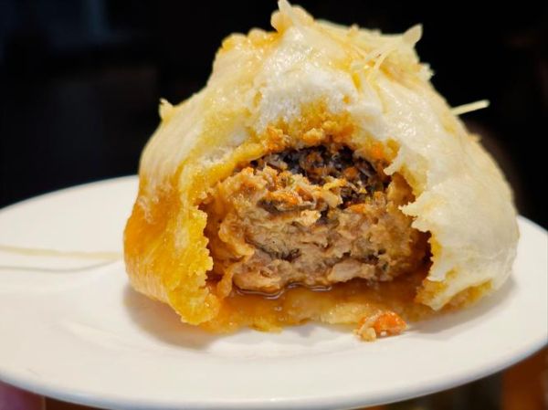 蟹黄包馅料怎么做_蟹黄包馅料配方比例-第1张图片-山城妙识 蟹黄包馅料怎么做_蟹黄包馅料配方比例-第1张图片-山城妙识