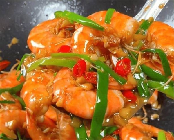 油爆小虾怎么做好吃_油爆小虾的做法窍门-第3张图片-山城妙识