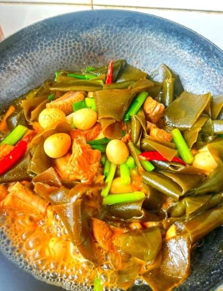 海带炖排骨可以放些什么_海带炖排骨加什么食材更香-第1张图片-山城妙识 海带炖排骨可以放些什么_海带炖排骨加什么食材更香-第1张图片-山城妙识