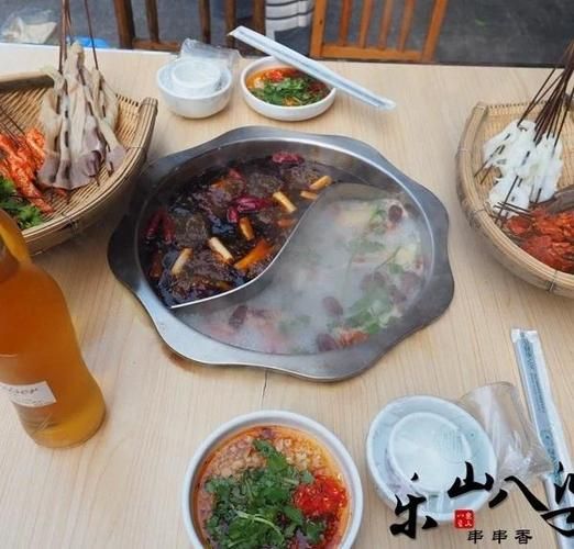 串串香汤料怎么熬_正宗配方比例是多少-第2张图片-山城妙识 串串香汤料怎么熬_正宗配方比例是多少-第2张图片-山城妙识